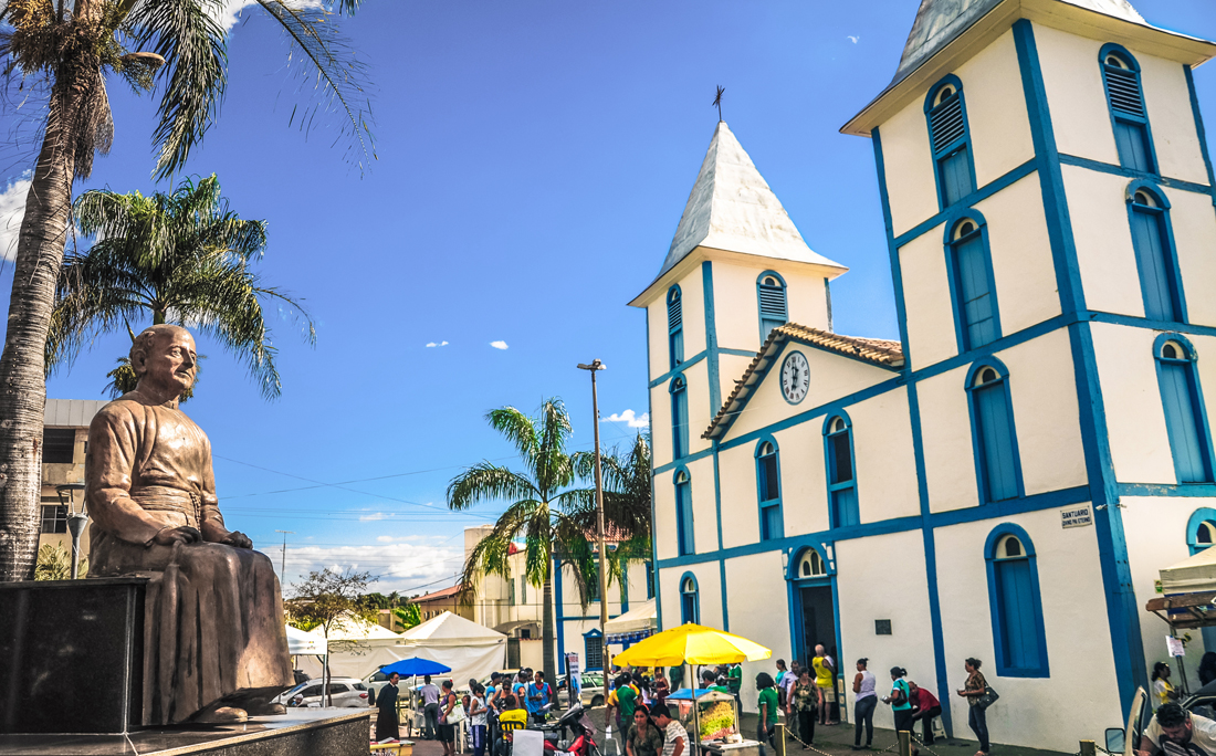 Turismo de fé: Trindade (GO) recebe milhões na festa do Divino Pai ...